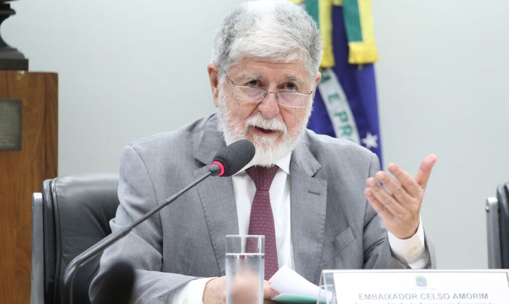 IA concentrada em poucas empresas pode agravar desigualdades, alerta ...